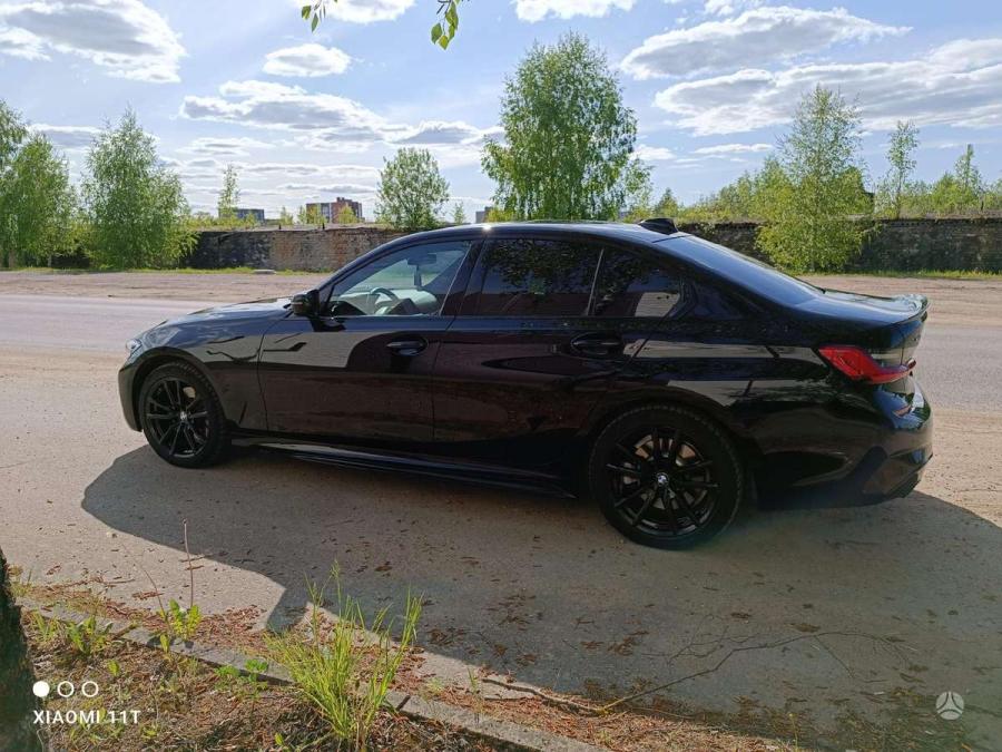 Black BMW 330 2020 in Mazeikiai, with an engine capacity of 2.00 L and mileage of 73 thousand km for 25000 €, photo 11 on AUTOMOTO.COM.LV