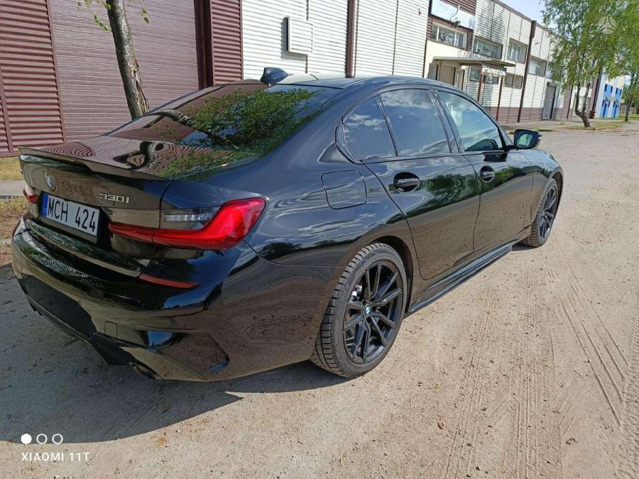 Black BMW 330 2020 in Mazeikiai, with an engine capacity of 2.00 L and mileage of 73 thousand km for 25000 €, photo 12 on AUTOMOTO.COM.LV