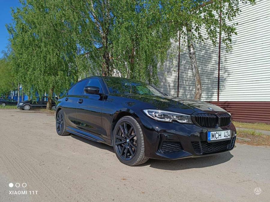 Black BMW 330 2020 in Mazeikiai, with an engine capacity of 2.00 L and mileage of 73 thousand km for 25000 €, photo 13 on AUTOMOTO.COM.LV
