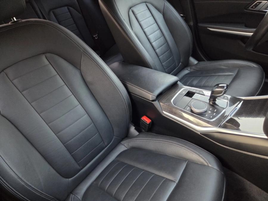 Melns BMW 330 2020 Rīga, ar dzinēja tilpumu 3.00 L un nobraukumu 180 tūkst. km par 22900 €, foto 12 vietnē AUTOMOTO.COM.LV