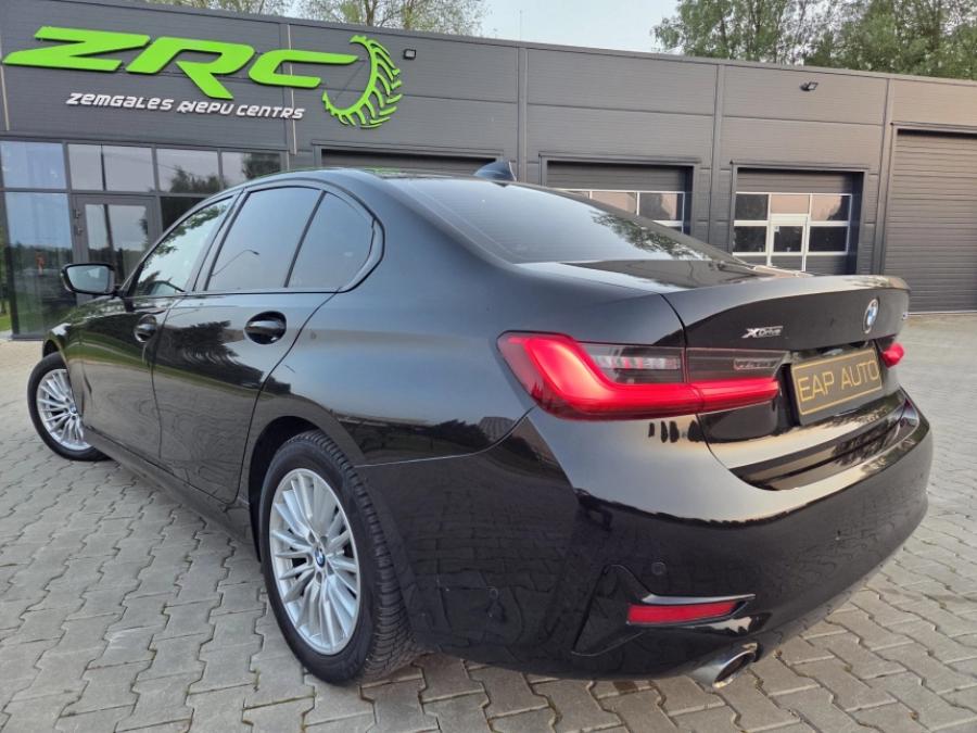 Melns BMW 330 2020 Rīga, ar dzinēja tilpumu 3.00 L un nobraukumu 180 tūkst. km par 22900 €, foto 17 vietnē AUTOMOTO.COM.LV