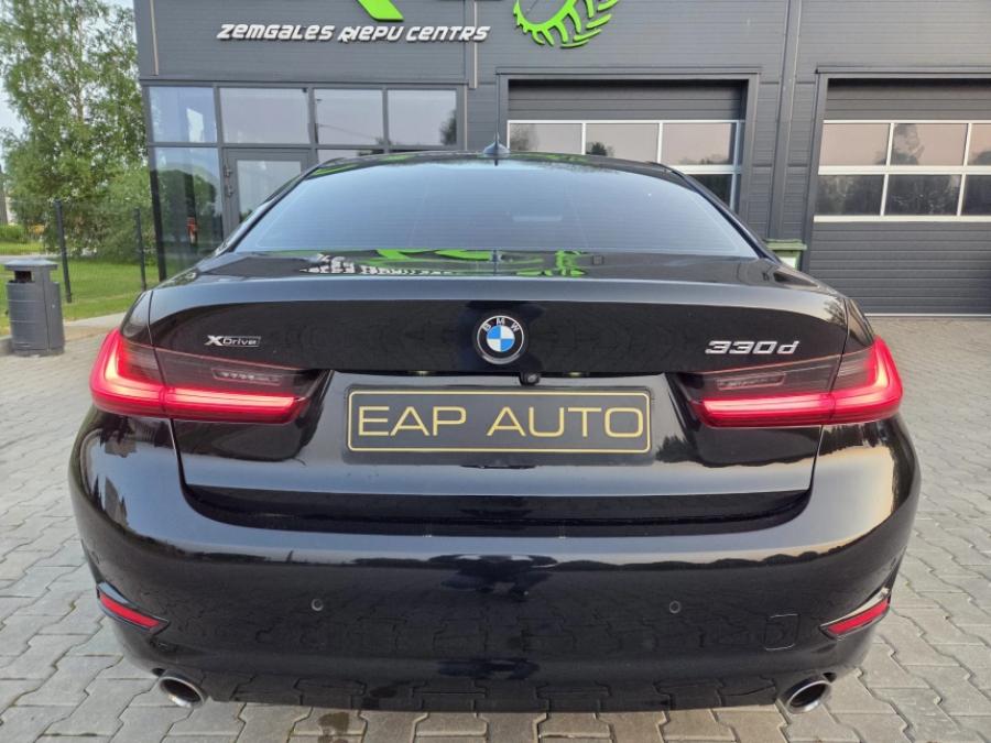 Melns BMW 330 2020 Rīga, ar dzinēja tilpumu 3.00 L un nobraukumu 180 tūkst. km par 22900 €, foto 18 vietnē AUTOMOTO.COM.LV