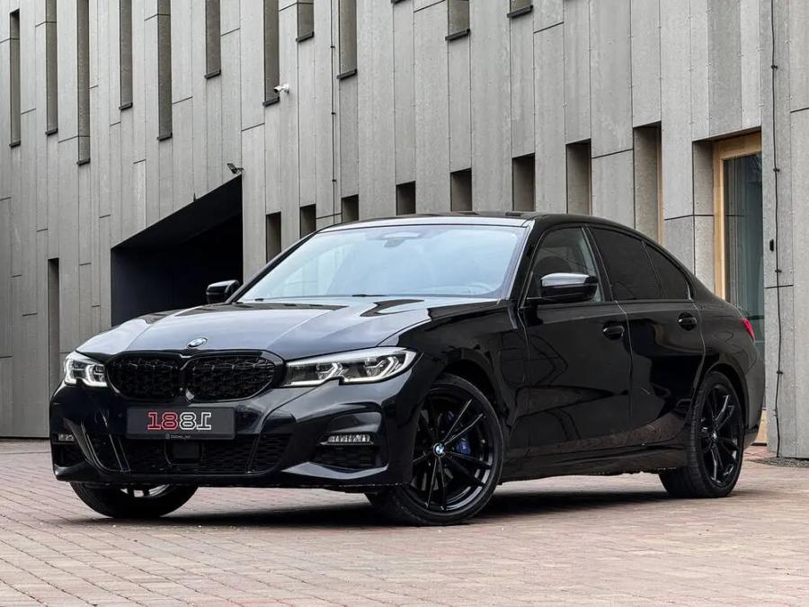 Melns BMW 330 2020 Rīga, ar dzinēja tilpumu 2.00 L un nobraukumu 149 tūkst. km par 24300 €, foto 4 vietnē AUTOMOTO.COM.LV