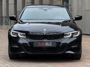 Melns BMW 330 2020 Rīga, ar dzinēja tilpumu 2.00 L un nobraukumu 149 tūkst. km par 24300 €, foto 17 vietnē AUTOMOTO.COM.LV
