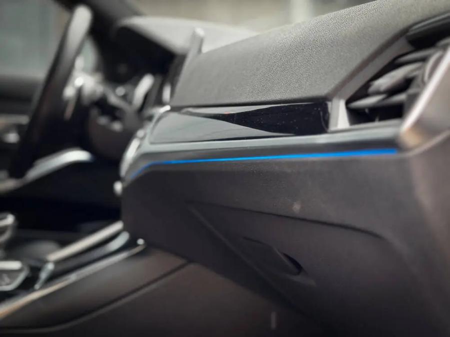 Melns BMW 330 2020 Rīga, ar dzinēja tilpumu 2.00 L un nobraukumu 149 tūkst. km par 24300 €, foto 33 vietnē AUTOMOTO.COM.LV