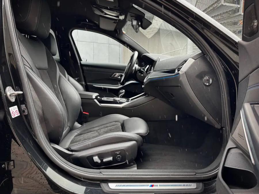 Melns BMW 330 2020 Rīga, ar dzinēja tilpumu 2.00 L un nobraukumu 149 tūkst. km par 24300 €, foto 39 vietnē AUTOMOTO.COM.LV