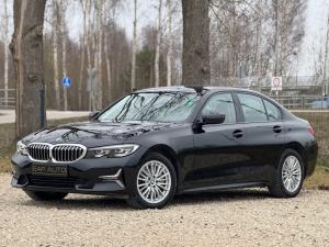 Black BMW 330 2020 in Riga, with an engine capacity of 3.00 L and mileage of 181 thousand km for 23500 €, photo 7 on AUTOMOTO.COM.LV