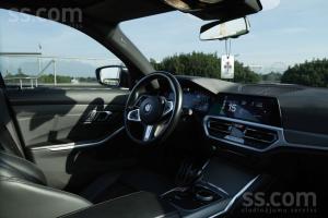 Melns BMW 330 2020 Rīga, ar dzinēja tilpumu 2.00 L un nobraukumu 98 tūkst. km par 31700 €, foto 9 vietnē AUTOMOTO.COM.LV