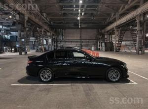 Black BMW 330 2020 in Tallinn, with an engine capacity of 2.00 L and mileage of 80 thousand km for 25000 €, photo 4 on AUTOMOTO.COM.LV