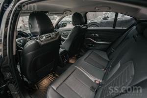 Black BMW 330 2020 in Tallinn, with an engine capacity of 2.00 L and mileage of 80 thousand km for 25000 €, photo 7 on AUTOMOTO.COM.LV