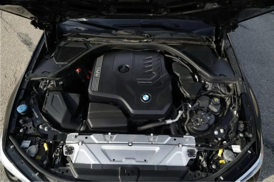 Black BMW 330 2020 in Riga, with an engine capacity of 2.00 L and mileage of 98 thousand km for 31000 €, photo 10 on AUTOMOTO.COM.LV