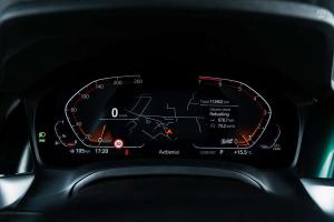 Black BMW 330 2020 in Vilnius, with an engine capacity of 2.00 L and mileage of 113 thousand km for 21999 €, photo 19 on AUTOMOTO.COM.LV
