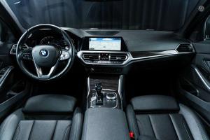 Black BMW 330 2020 in Vilnius, with an engine capacity of 2.00 L and mileage of 113 thousand km for 21999 €, photo 20 on AUTOMOTO.COM.LV