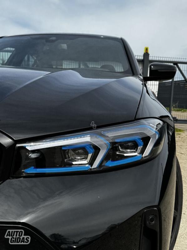 Black BMW 330 2021 in Klaipeda, with an engine capacity of 2.00 L and mileage of 108 thousand km for 24999 €, photo 3 on AUTOMOTO.COM.LV