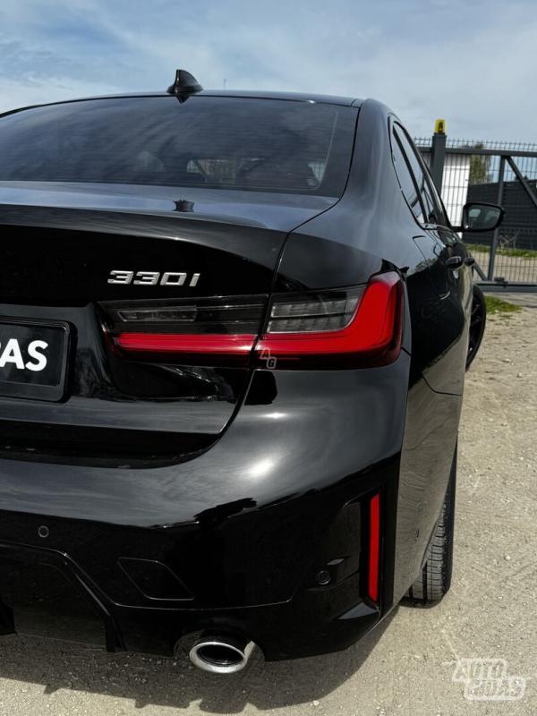 Black BMW 330 2021 in Klaipeda, with an engine capacity of 2.00 L and mileage of 108 thousand km for 24999 €, photo 7 on AUTOMOTO.COM.LV