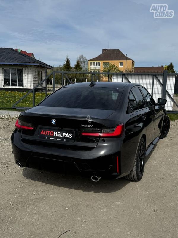 Black BMW 330 2021 in Klaipeda, with an engine capacity of 2.00 L and mileage of 108 thousand km for 24999 €, photo 8 on AUTOMOTO.COM.LV
