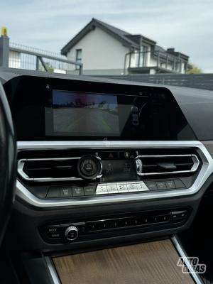 Black BMW 330 2021 in Klaipeda, with an engine capacity of 2.00 L and mileage of 108 thousand km for 24999 €, photo 16 on AUTOMOTO.COM.LV