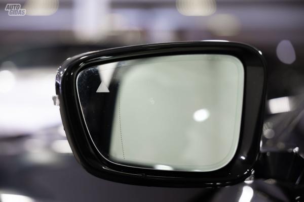 Black BMW 330 2021 in Vilnius, with an engine capacity of 2.00 L and mileage of 119 thousand km for 32752 €, photo 8 on AUTOMOTO.COM.LV