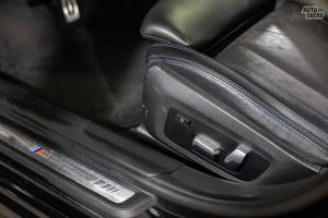 Black BMW 330 2021 in Vilnius, with an engine capacity of 2.00 L and mileage of 119 thousand km for 32752 €, photo 29 on AUTOMOTO.COM.LV