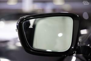 Black BMW 330 2021 in Vilnius, with an engine capacity of 2.00 L and mileage of 119 thousand km for 32752 €, photo 9 on AUTOMOTO.COM.LV