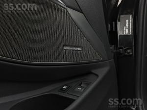 Black BMW 330 2021 in Tukums, with an engine capacity of 2.00 L and mileage of 168 thousand km for 27700 €, photo 21 on AUTOMOTO.COM.LV