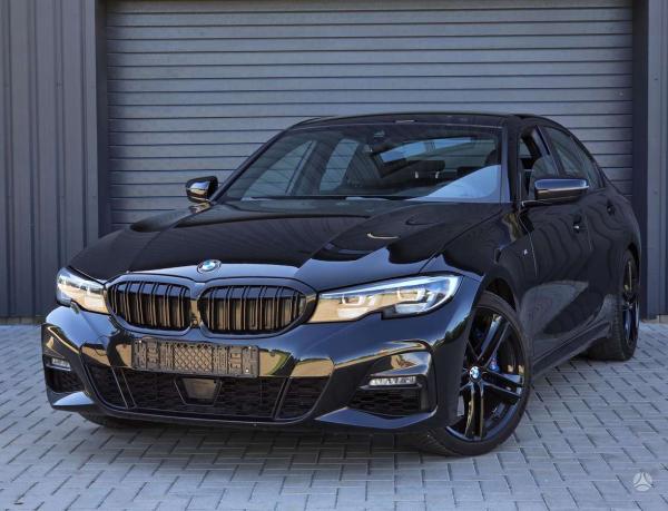 Melns BMW 330 2021 Kauņa, ar dzinēja tilpumu 3.00 L un nobraukumu 198 tūkst. km par 25350 €, foto 1 vietnē AUTOMOTO.COM.LV