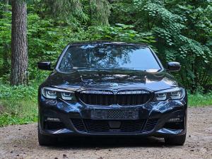 Melns BMW 330 2021 Kauņa, ar dzinēja tilpumu 3.00 L un nobraukumu 198 tūkst. km par 25450 €, foto 3 vietnē AUTOMOTO.COM.LV