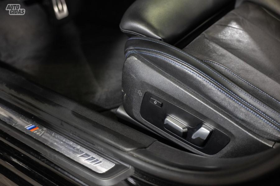 Black BMW 330 2021 in Vilnius, with an engine capacity of 2.00 L and mileage of 119 thousand km for 30556 €, photo 29 on AUTOMOTO.COM.LV