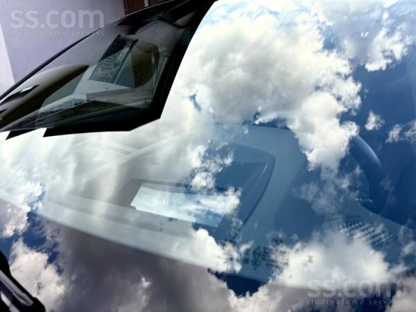 Melns BMW 330 2021 Bauska, ar dzinēja tilpumu 3.00 L un nobraukumu 48 tūkst. km par 35777 €, foto 6 vietnē AUTOMOTO.COM.LV