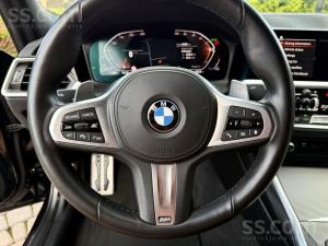 Black BMW 330 2021 in Bauska, with an engine capacity of 3.00 L and mileage of 48 thousand km for 35777 €, photo 15 on AUTOMOTO.COM.LV