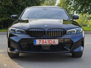 Melns BMW 330 2021 Plungė, ar dzinēja tilpumu 2.00 L un nobraukumu 95 tūkst. km par 24000 €, foto  vietnē AUTOMOTO.COM.LV