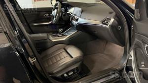 Melns BMW 330 2021 Rīga, ar dzinēja tilpumu 3.00 L un nobraukumu 51 tūkst. km par 34900 €, foto 14 vietnē AUTOMOTO.COM.LV