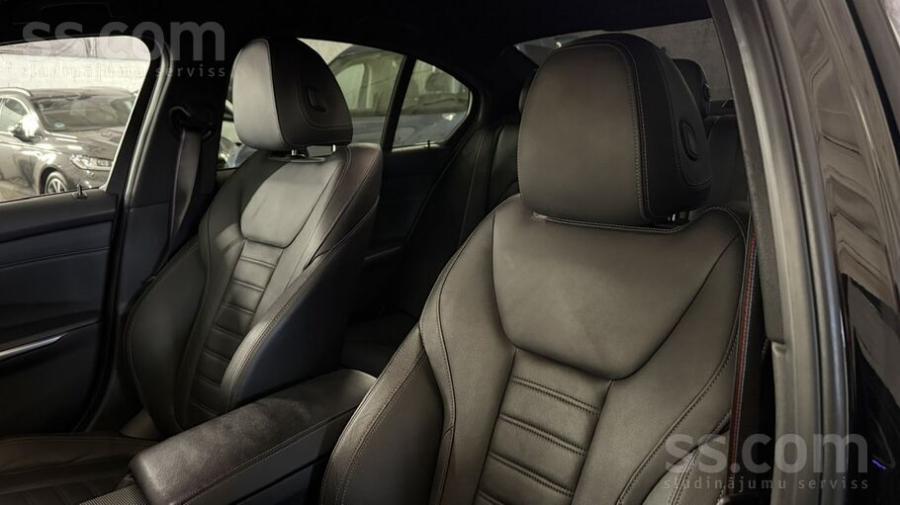Melns BMW 330 2021 Rīga, ar dzinēja tilpumu 3.00 L un nobraukumu 51 tūkst. km par 34900 €, foto 15 vietnē AUTOMOTO.COM.LV