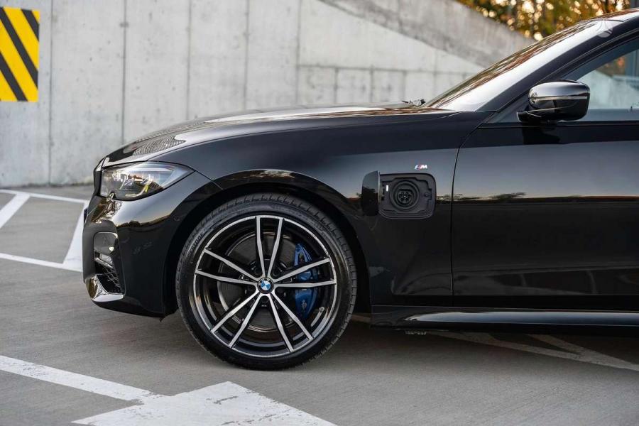 Melns BMW 330 2021 Kauņa, ar dzinēja tilpumu 2.00 L un nobraukumu 78 tūkst. km par 33000 €, foto 3 vietnē AUTOMOTO.COM.LV