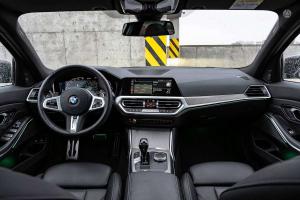 Melns BMW 330 2021 Kauņa, ar dzinēja tilpumu 2.00 L un nobraukumu 78 tūkst. km par 33000 €, foto 9 vietnē AUTOMOTO.COM.LV