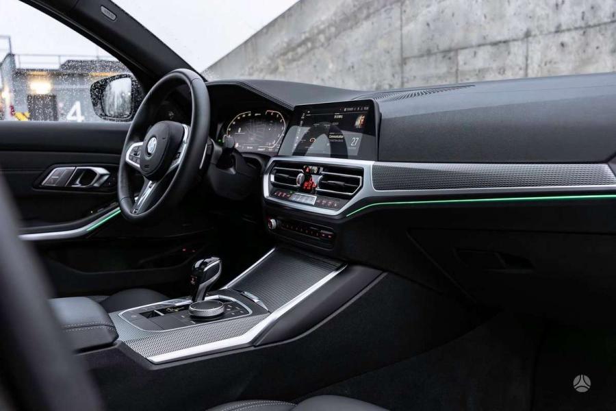 Melns BMW 330 2021 Kauņa, ar dzinēja tilpumu 2.00 L un nobraukumu 78 tūkst. km par 33000 €, foto 18 vietnē AUTOMOTO.COM.LV
