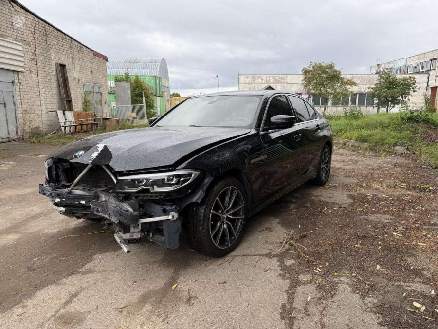 Черный БМВ 330 2022 в Шяуляй, объемом двигателя 2.00 л и пробегом 160 тыс. км за 16200 €, фото 8 на AUTOMOTO.COM.LV