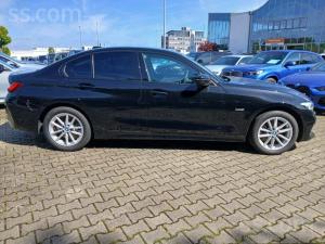 Melns BMW 330 2023 Rīga, ar dzinēja tilpumu 2.00 L un nobraukumu 51 tūkst. km par 33000 €, foto 14 vietnē AUTOMOTO.COM.LV