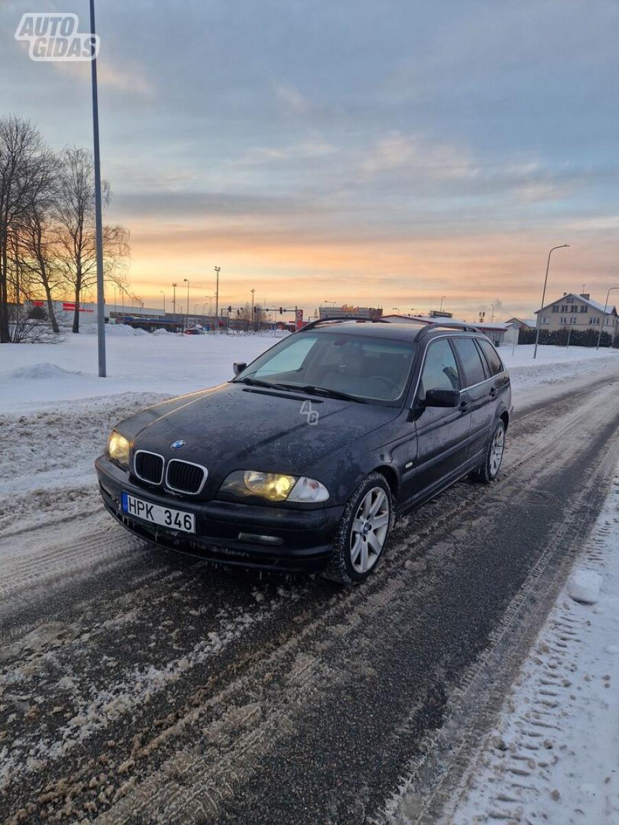 Black BMW 330 2000 in Klaipeda, with an engine capacity of 3.00 L and mileage of 333 thousand km for 1550 €, photo 1 on AUTOMOTO.COM.LV