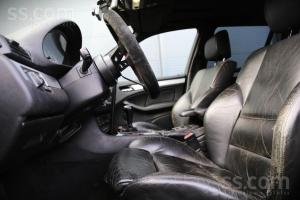 Melns BMW 330 2000 Rīga, ar dzinēja tilpumu 3.00 L un nobraukumu 0 tūkst. km par 2000 €, foto 7 vietnē AUTOMOTO.COM.LV