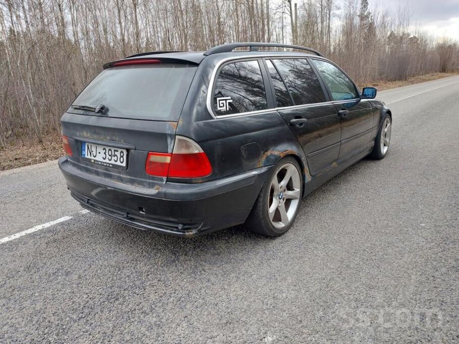 Melns BMW 330 2000 Rīga, ar dzinēja tilpumu 3.00 L un nobraukumu 433 tūkst. km par 2350 €, foto 4 vietnē AUTOMOTO.COM.LV