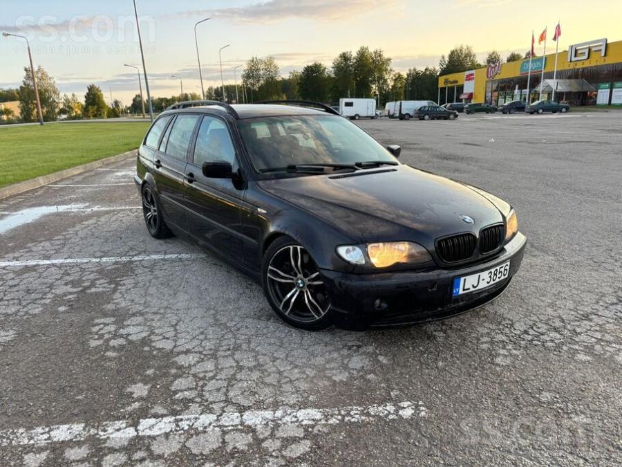 Black BMW 330 2001 in Aizkraukle, with an engine capacity of 3.00 L and mileage of 390 thousand km for 1800 €, photo 1 on AUTOMOTO.COM.LV