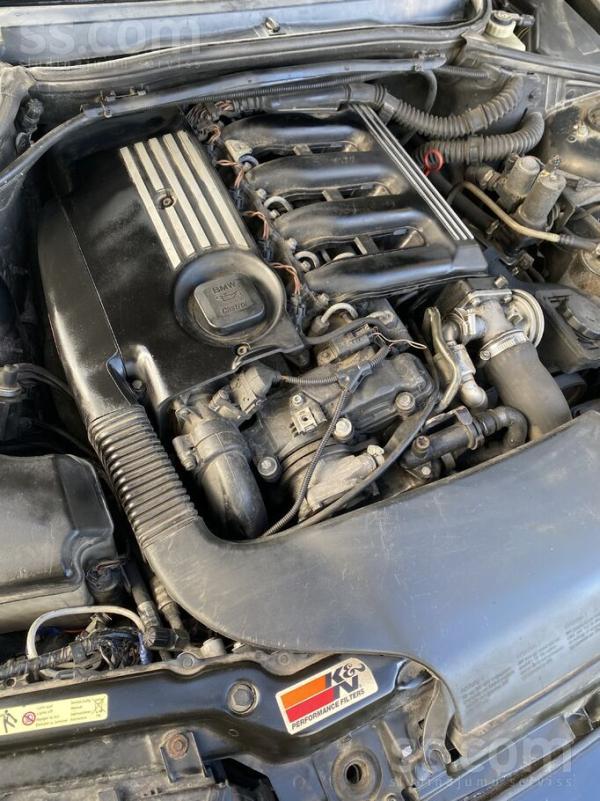 Black BMW 330 2001 in Jelgava, with an engine capacity of 3.00 L and mileage of 0 thousand km for 2200 €, photo 10 on AUTOMOTO.COM.LV