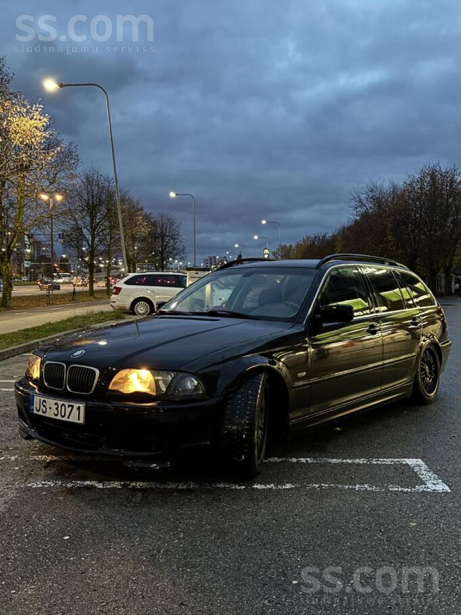 Melns BMW 330 2001 Rīga, ar dzinēja tilpumu 3.00 L un nobraukumu 437 tūkst. km par 3500 €, foto 2 vietnē AUTOMOTO.COM.LV
