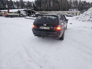 Black BMW 330 2001 in Ignalina, with an engine capacity of 2.93 L and mileage of 435 thousand km for 650 €, photo 4 on AUTOMOTO.COM.LV