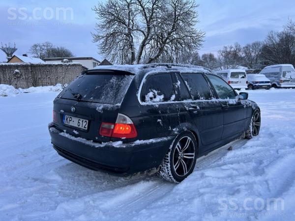 Black BMW 330 2001 in Liepaja, with an engine capacity of 3.00 L and mileage of 456 thousand km for 2100 €, photo 2 on AUTOMOTO.COM.LV