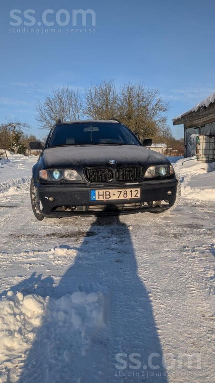 Black BMW 330 2001 in Dobele, with an engine capacity of 3.00 L and mileage of 517 thousand km for 2000 €, photo 3 on AUTOMOTO.COM.LV