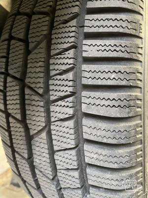 Melns BMW 330 2001 Viļņa, ar dzinēja tilpumu 2.90 L un nobraukumu 290 tūkst. km par 1600 €, foto 9 vietnē AUTOMOTO.COM.LV