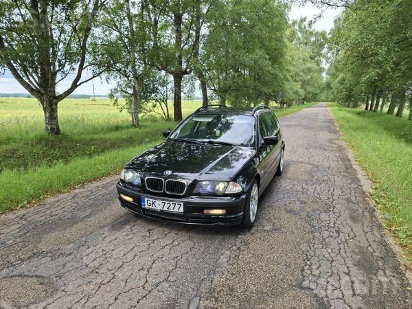 Black BMW 330 2001 in Talsi, with an engine capacity of 3.00 L and mileage of 201 thousand km for 2600 €, photo 1 on AUTOMOTO.COM.LV