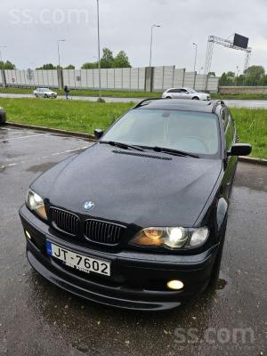 Black BMW 330 2002 in Riga, with an engine capacity of 3.00 L and mileage of 332 thousand km for 2750 €, photo 2 on AUTOMOTO.COM.LV